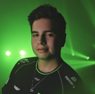 【VALORANT】Less(レス)の使用デバイス・設定・感度・クロスヘア・年齢まとめ【Settings】 | かげログ。